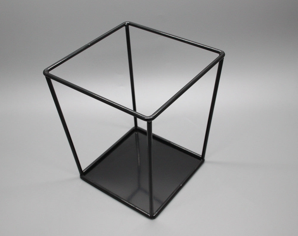 8" Tall Wire Display Riser - Black 119931-NEW – FixtureDisplays