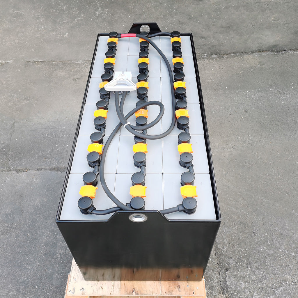 18-85-17 36V 520AH Rechargeable Sealed Lead Acid Forklift Battery 37.9 ...